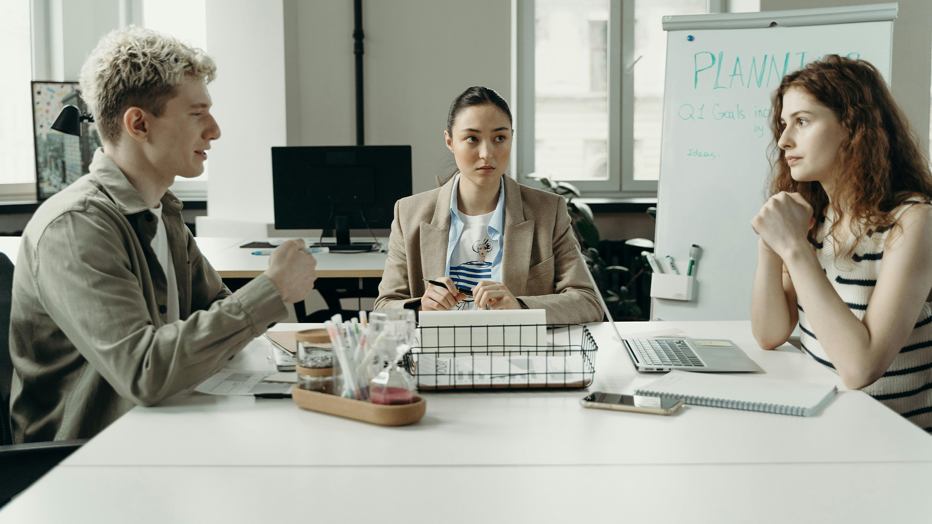How to Choose a Talent Agency | Hunter Talent